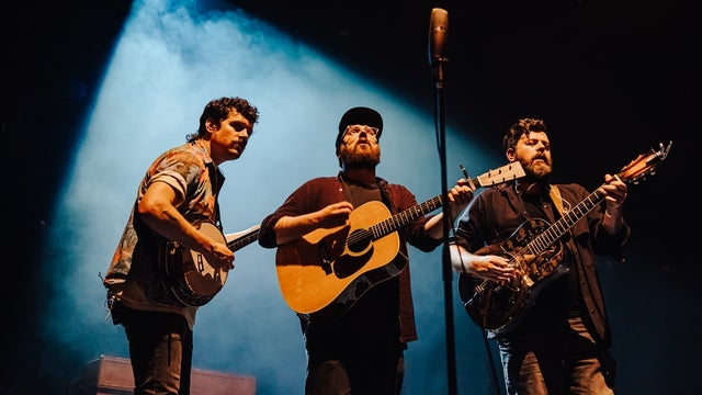 Bear's Den in Pepper Canister Church, Dublin 24/09/2025 - Aticket | Buy ...