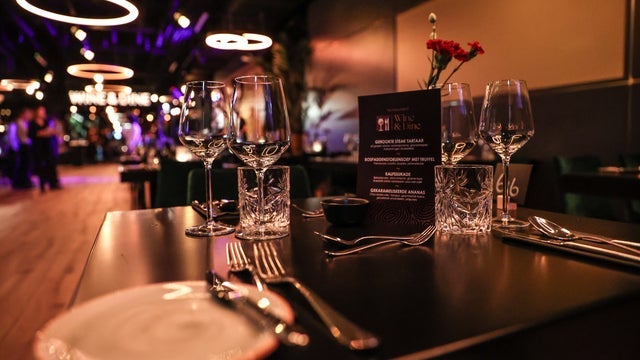 Simply Red - Wine & Dine (concert ticket not included) in Wine & Dine ...