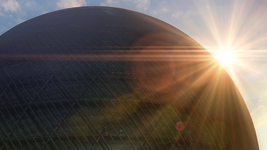 The Sphere Experience with Darren Aronofsky's Postcard From Earth ...