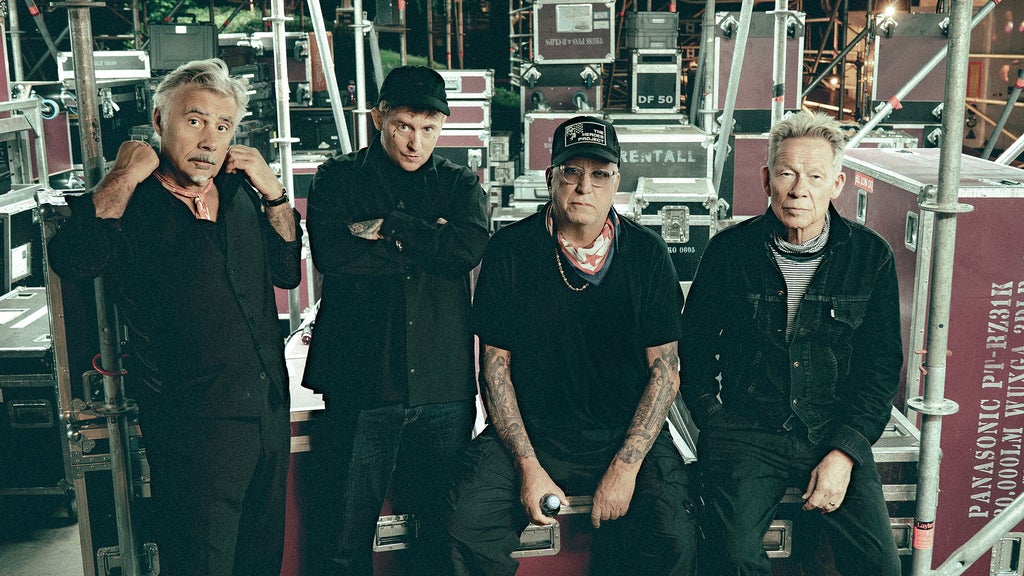 Sex Pistols - (Steve Jones, Paul Cook, Glen Matlock) feat Frank Carter ...