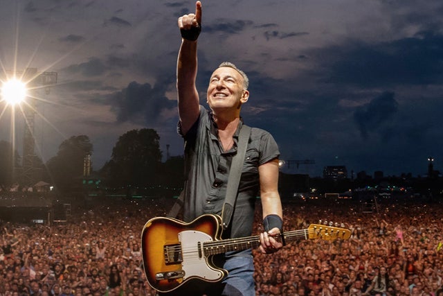 Bruce Springsteen and The E Street Band 2024 CONCERT & TRAIN Stockholm ...